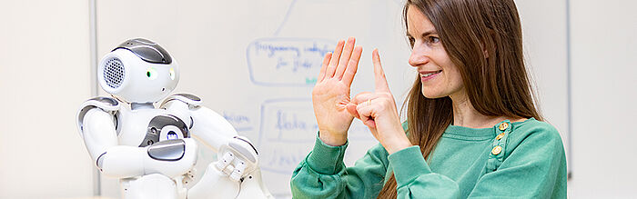 Universität Paderborn - TRR 318 "Constructing Explainability"